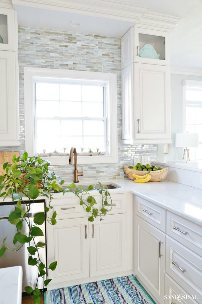 Coastal Kitchen Decorating Ideas for Spring - Sand and SIsal